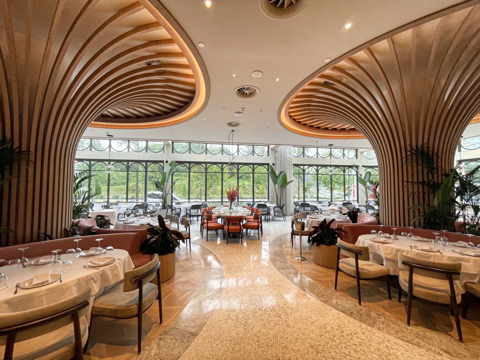 Seraf Restaurant \ Vadi Istanbul Mall – DBA Mimarlık